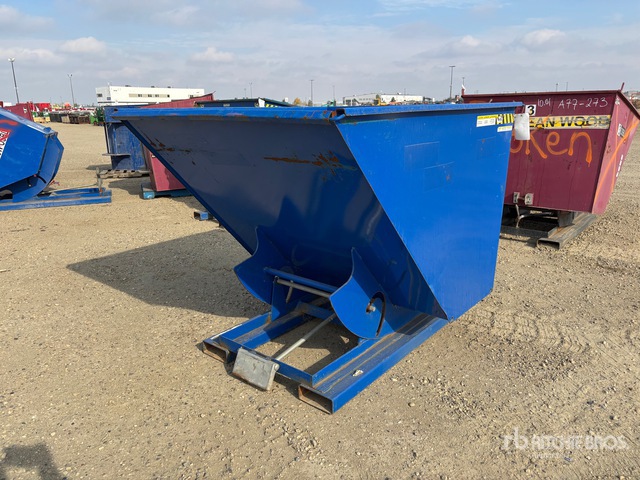 5 ft 4 in x 4 ft 8 in Self-Dumping Hopper | Ritchie Bros. Auctioneers