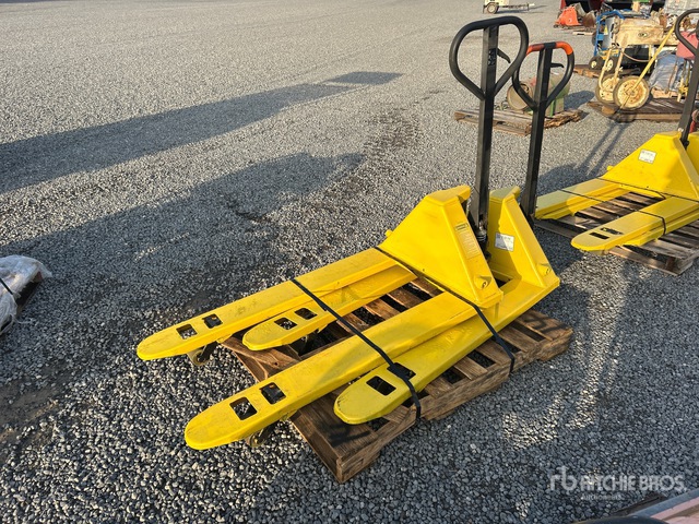 Quantity of (2) JET 5500 lb Pallet Jack | Ritchie Bros. Auctioneers
