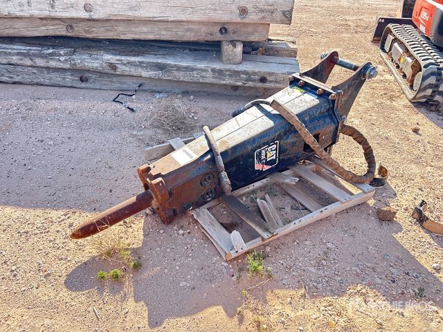 2016 Cat H95ES 80 in Hydraulic Breaker - Fits Cat 336E | Ritchie Bros ...