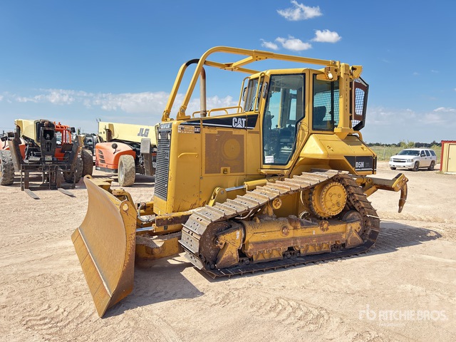 2004 Cat D5N XL Crawler Dozer | Ritchie Bros. Auctioneers