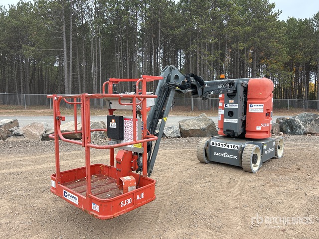 2017 Skyjack SJ30ARJE 2WD Electric Articulating Boom Lift | Ritchie ...