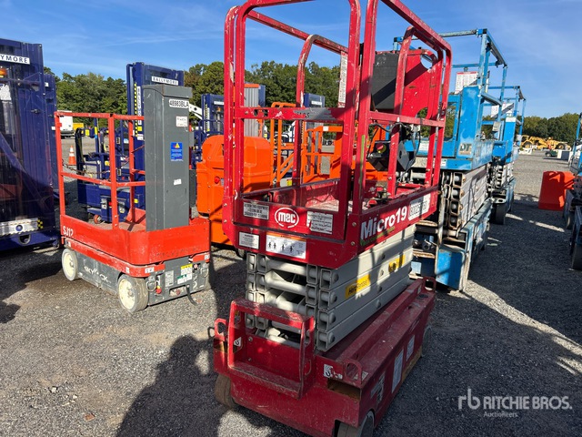 2019 MEC Micro 19 Electric Scissor Lift (Inoperable) | Ritchie Bros ...
