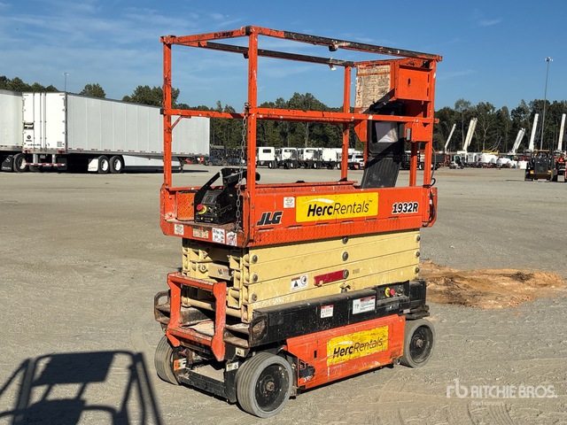 2018 JLG 1932R Electric Scissor Lift | Ritchie Bros. Auctioneers