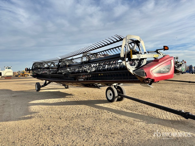 2018 MacDon FD75-S 35 ft Flex Draper Combine Header | Ritchie Bros ...
