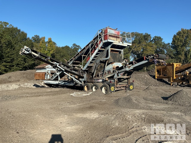 Astec Tri/A Fold N Go Mobile Screen Plant | Ritchie Bros. Auctioneers