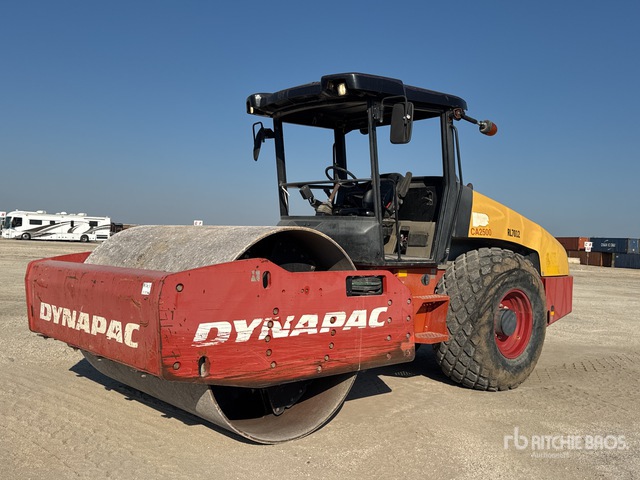 Dynapac CA2500D Smooth Drum Compactor | Ritchie Bros. Auctioneers
