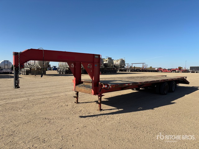 2015 Trailtech TD210 31 ft Tri/A Gooseneck Equipment Trailer | Ritchie ...
