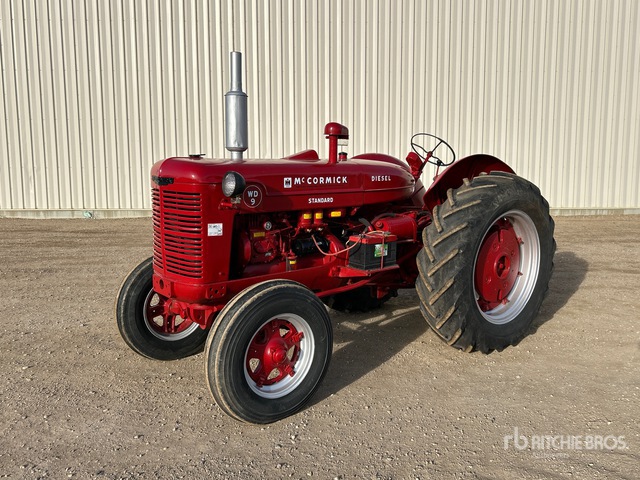 1952 McCormick WD9 2WD Antique Tractor | Ritchie Bros. Auctioneers