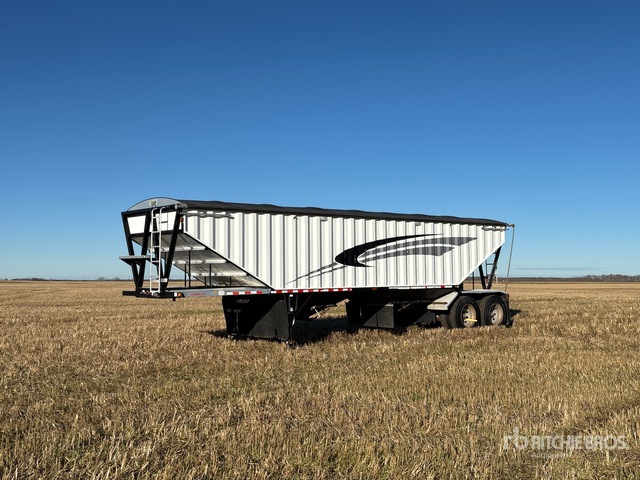 2005 Doepker 36 ft T/A Grain Trailer | Ritchie Bros. Auctioneers