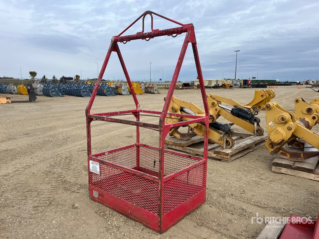 48 in 750 lb Man Basket | Ritchie Bros. Auctioneers