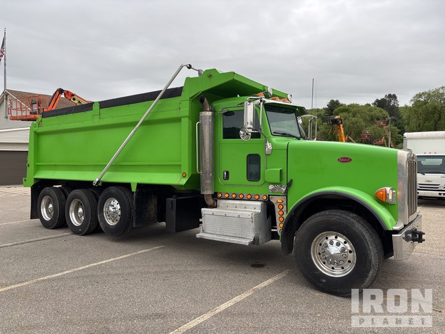 2016 Peterbilt 367 8x4 Tri/A Dump Truck in North Franklin, Connecticut ...