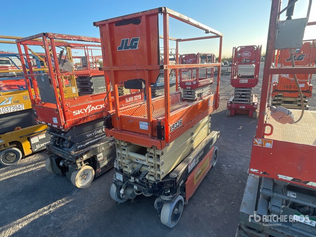 2019 JLG 1932R Electric Scissor Lift (Inoperable) | Ritchie Bros ...