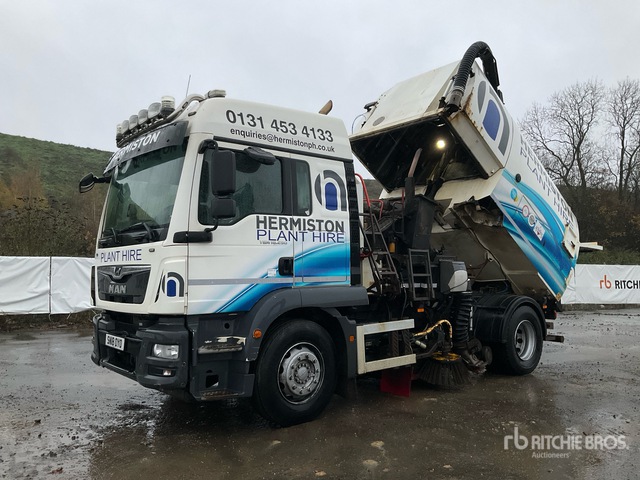 Johnston Body on 2018 MAN TGM18.290 Sweeper Truck | Ritchie Bros ...