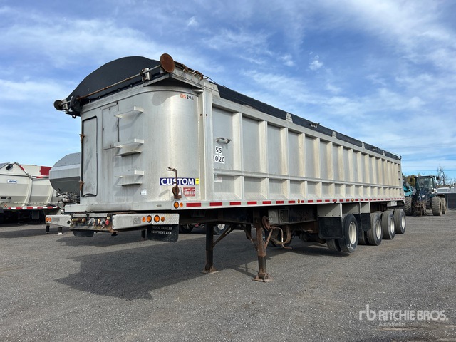 2013 Larry's Custom 45 ft Quad/A Tipping Trailer | Ritchie Bros ...