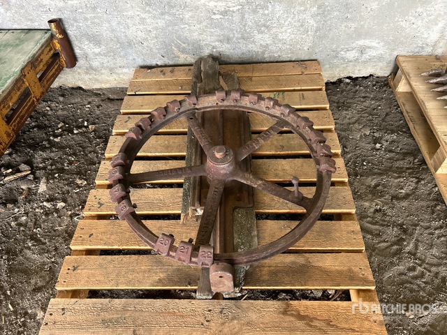Grain Elevator Compartment Selector Wheel | Ritchie Bros. Auctioneers