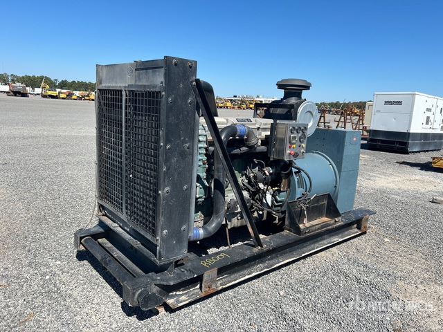 Magnamax 572RSL4025 450 kW Skid-Mounted Generator Set | Ritchie Bros ...