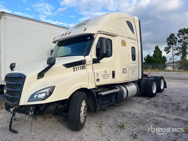 2021 Freightliner Cascadia 126 6x4 3- Achs Sattelzugmaschine mit ...