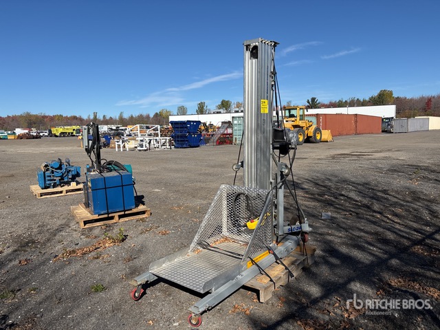 Genie SLC-24 Electric Super Lift Material Hoist | Ritchie Bros. Auctioneers