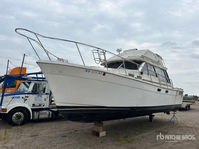 1988 Bayliner 3270 Explorer 32 ft Motor Yacht (Inoperable) | Ritchie ...