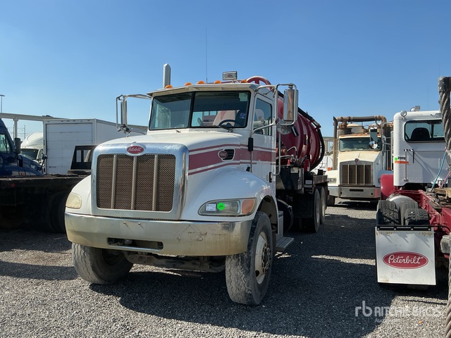 2012 Global 178ET1227 on 2013 Peterbilt 348 6x4 Vacuum Tanker Truck ...