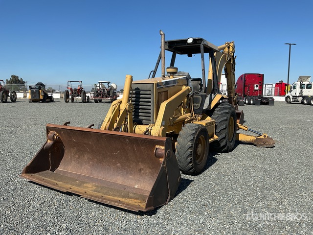 2000 Cat 446B 4x4 Retroexcavadora | Ritchie Bros. Auctioneers