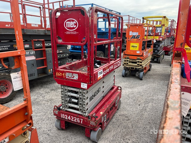 2018 MEC Micro 19 Electric Scissor Lift (Inoperable) | Ritchie Bros ...