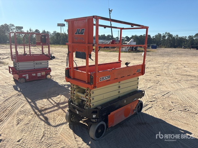 2018 JLG 1932R Electric Scissor Lift | Ritchie Bros. Auctioneers