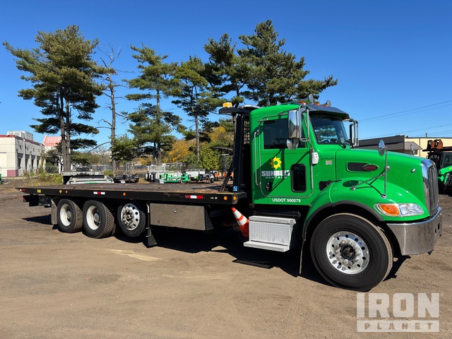 2018 Peterbilt 348 8x4 Rollback Truck in Hartford, Connecticut, United ...