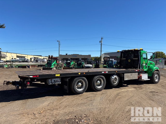 2018 Peterbilt 348 8x4 Rollback Truck in Hartford, Connecticut, United ...