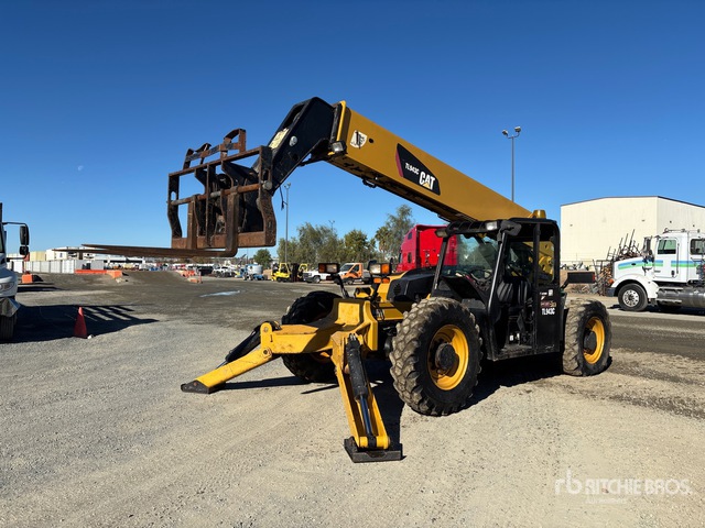 2013 Cat TL943C Telehandler | Ritchie Bros. Auctioneers