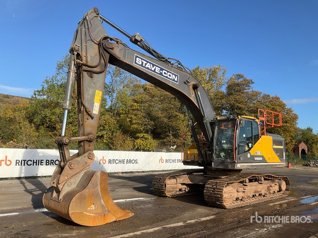 2020 Volvo EC300EL Tracked Excavator | Ritchie Bros. Auctioneers