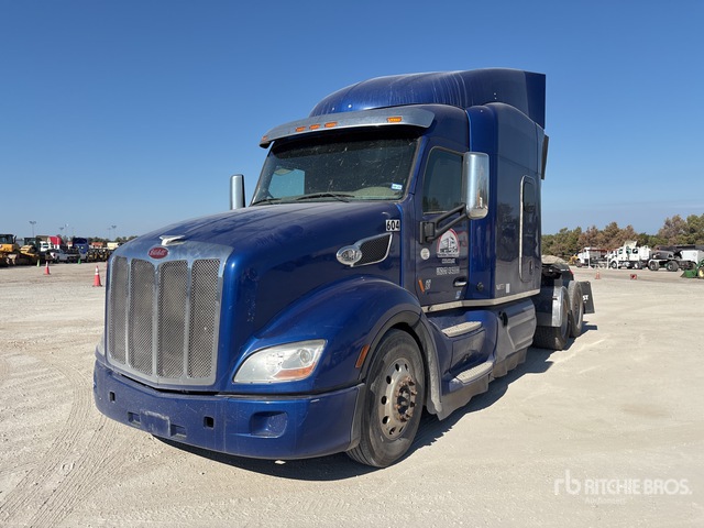 VIN: 1XPBD49XXHD355202 | Peterbilt 579 2017 2017 Peterbilt 579 6x4 T/A ...