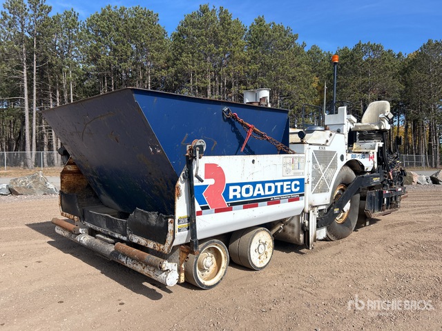 2013 Roadtec RP190 Wheel Asphalt Paver | Ritchie Bros. Auctioneers