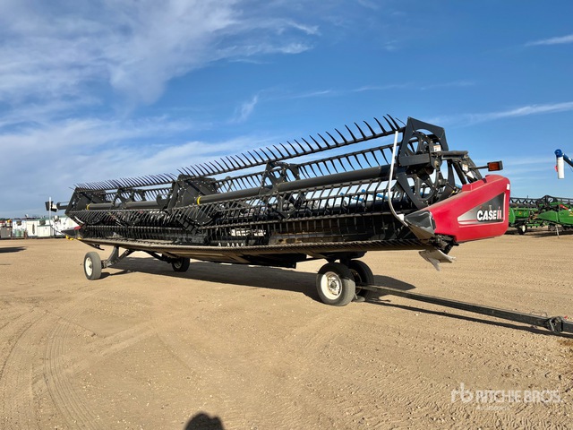 2011 Case IH 2162 35 ft Flex Draper Combine Header | Ritchie Bros ...