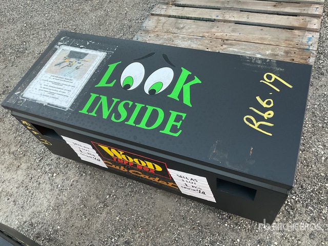 Wood Tuff Tow 48 Box w/ 7 pc Cub Cadet Tool Kit | Ritchie Bros. Auctioneers