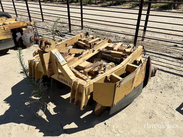 Domries SN-3324F-9 60 in 3-Point Tandem Discos | Ritchie Bros. Auctioneers