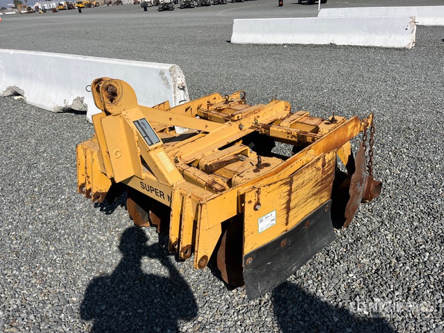 Domries SNN-3322 60 in 3-Point Tandem Disc | Ritchie Bros. Auctioneers
