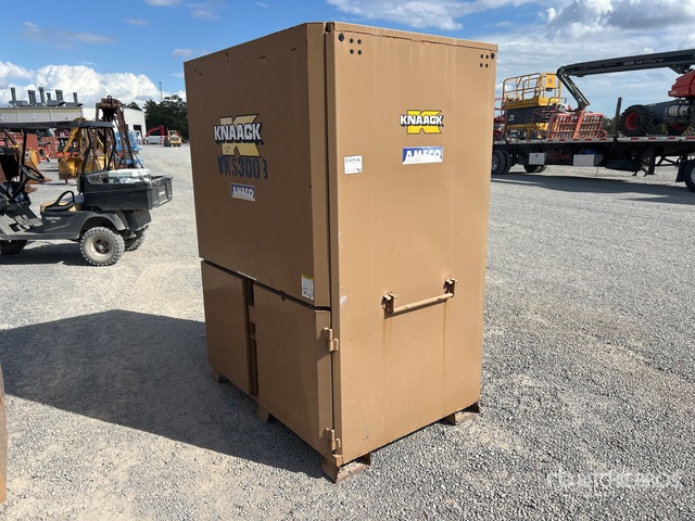 2015 Knaack 119 Job Site Box | Ritchie Bros. Auctioneers