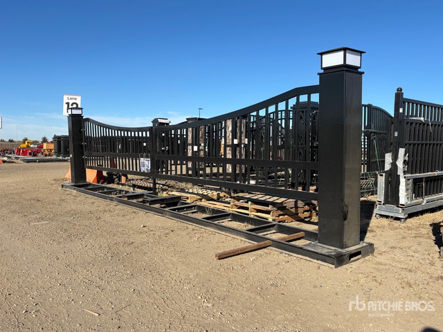 Bulldog Industries 30 ft Bi-Parting Driveway Gate (Unused) | Ritchie ...