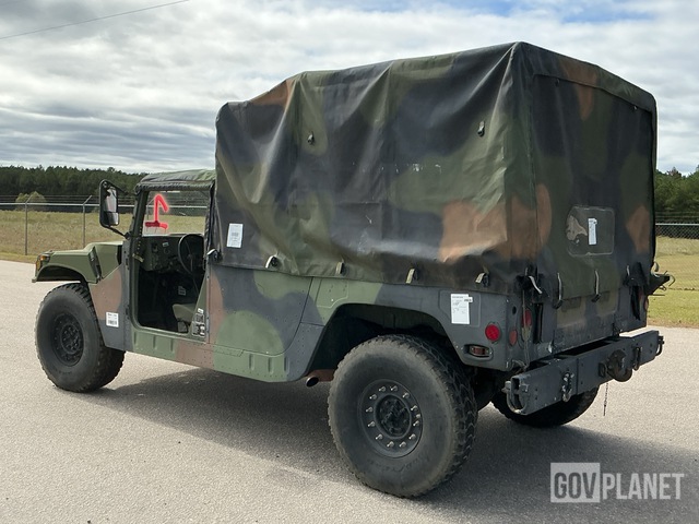 AM General M1097A2 HMMWV 2 Door Soft Top w/Truck Body in Butner, North ...