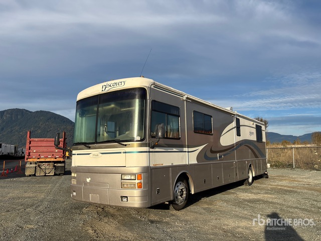 2000 Fleetwood Discovery Motor Home | Ritchie Bros. Auctioneers