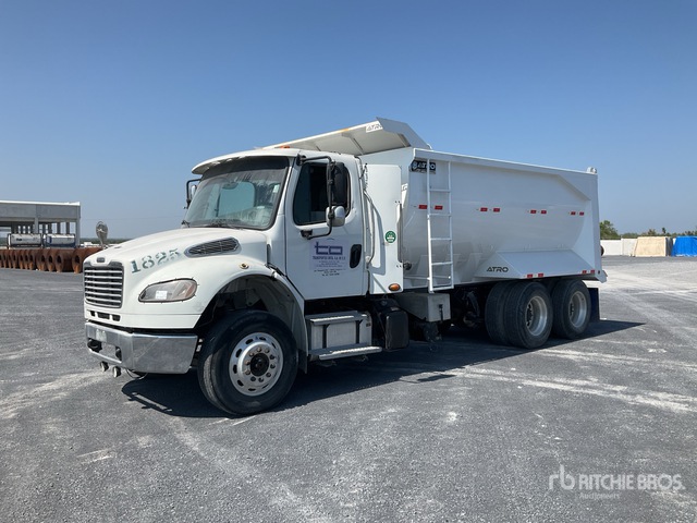 2021 Freightliner M2 6x4 Camion de Volteo / Camion à benne tandem ...
