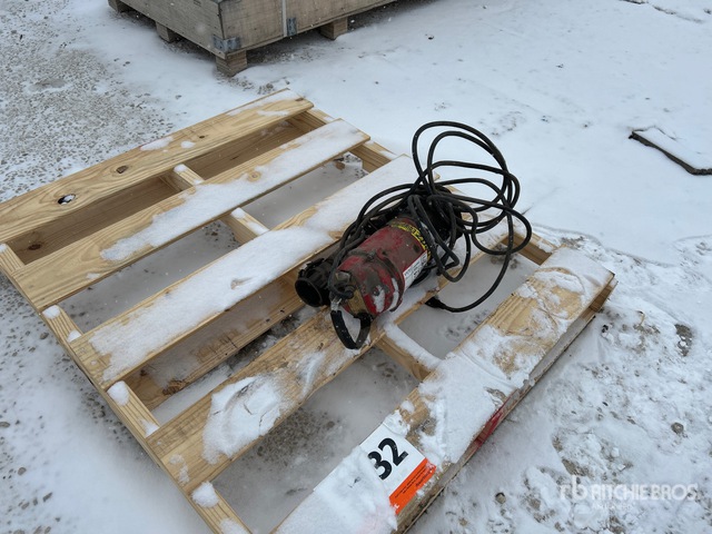 Multiquip ST-2040T Electric Submersible Water Pump | Ritchie Bros ...