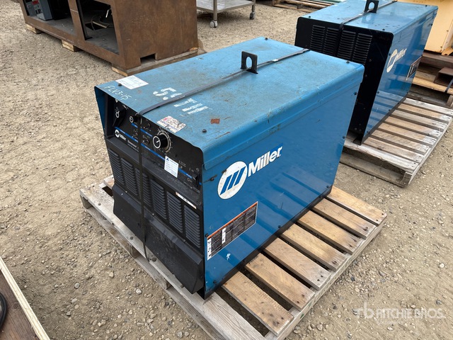 Miller Dimension 452 600 A Multi-Process Electric Welder | Ritchie Bros ...