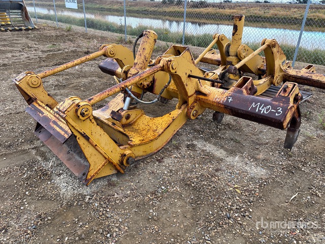 Cat 114 in Motor Grader Ripper - Fits Cat 16G | Ritchie Bros. Auctioneers