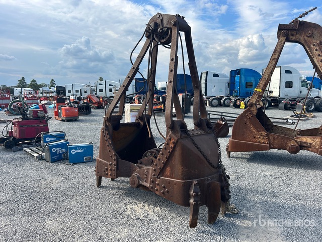 Owen Clamshell Grapple | Ritchie Bros. Auctioneers