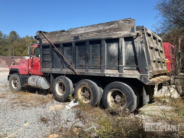 1998 Mack Rd688s 8x4 Tria Dump Truck Inoperable In Knoxville 1830