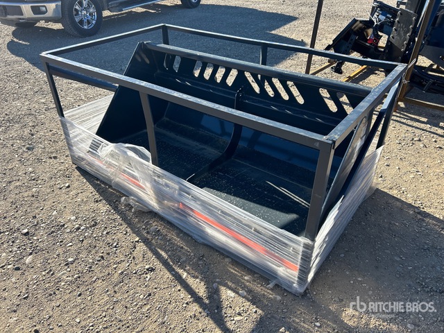 TMG SN72 72 in Skid Steer Bucket (Unused) | Ritchie Bros. Auctioneers