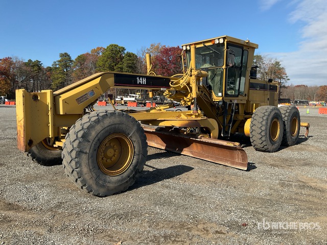 1997 Cat 14H Motor Grader | Ritchie Bros. Auctioneers