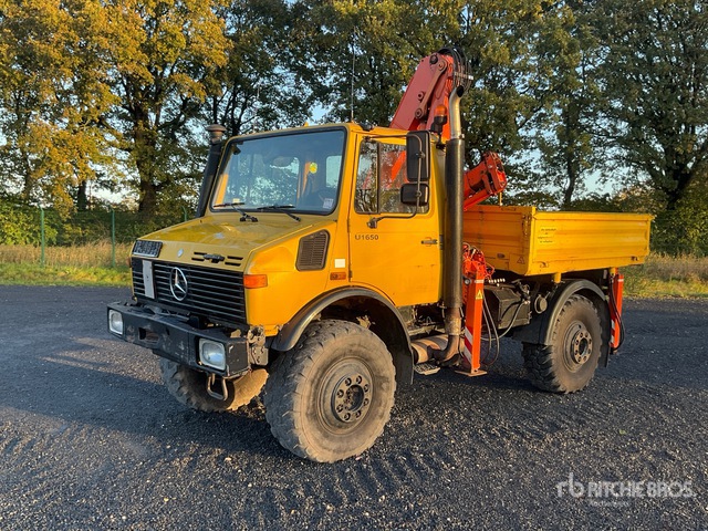 1994 Mercedes-Benz Unimog 427 4x4 Camion utilitaire | Ritchie Bros ...